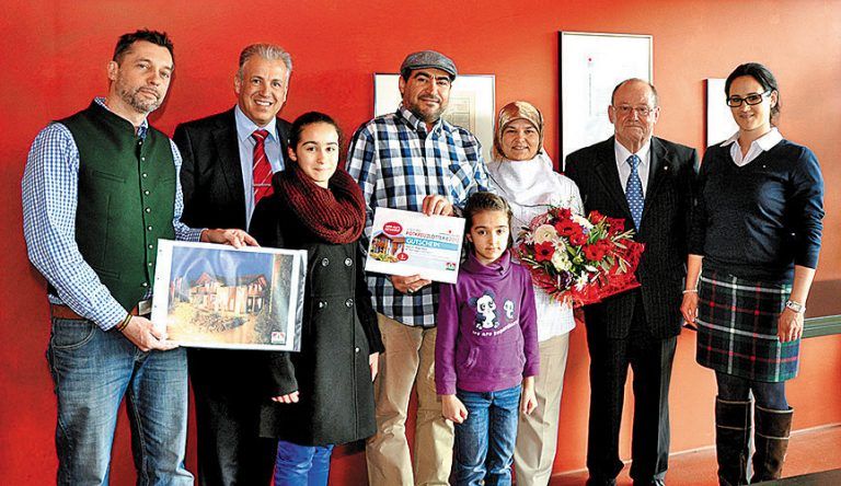 Familie aus Lauterach gewinnt Haus - Vorarlberger Nachrichten | VN.at
