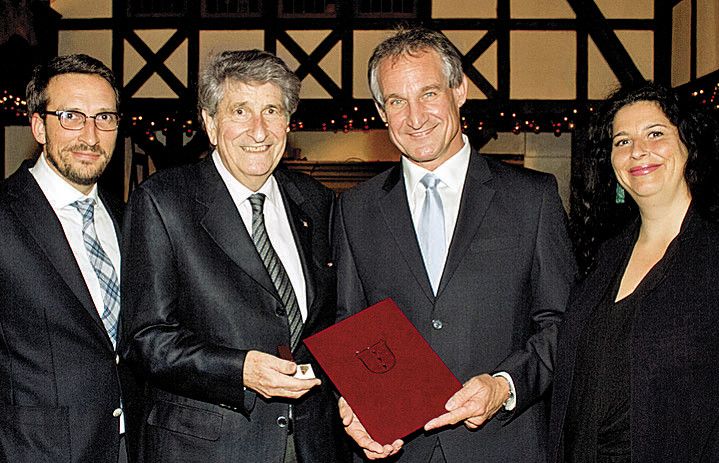 Ein Ehrenring für viel Engagement - Vorarlberger Nachrichten | VN.at