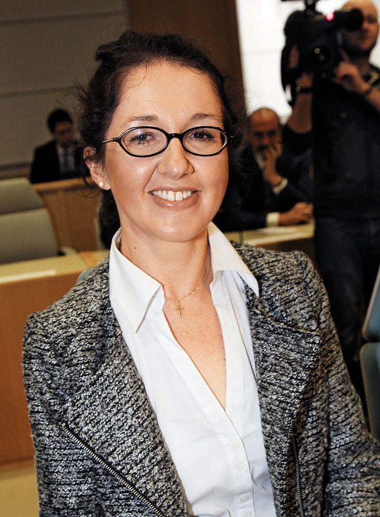 „Miss Budget“ weist Vorwürfe im Untersuchungsausschuss zurück ...