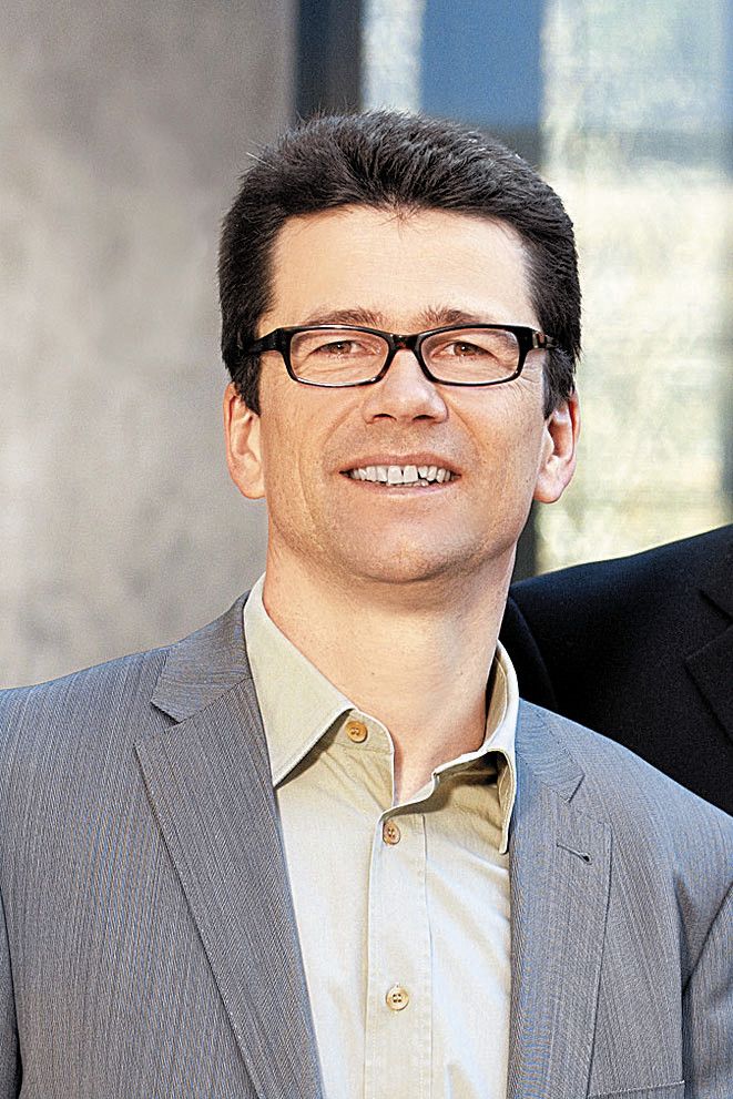 Peter Bahl's Instagram, Twitter & Facebook on IDCrawl