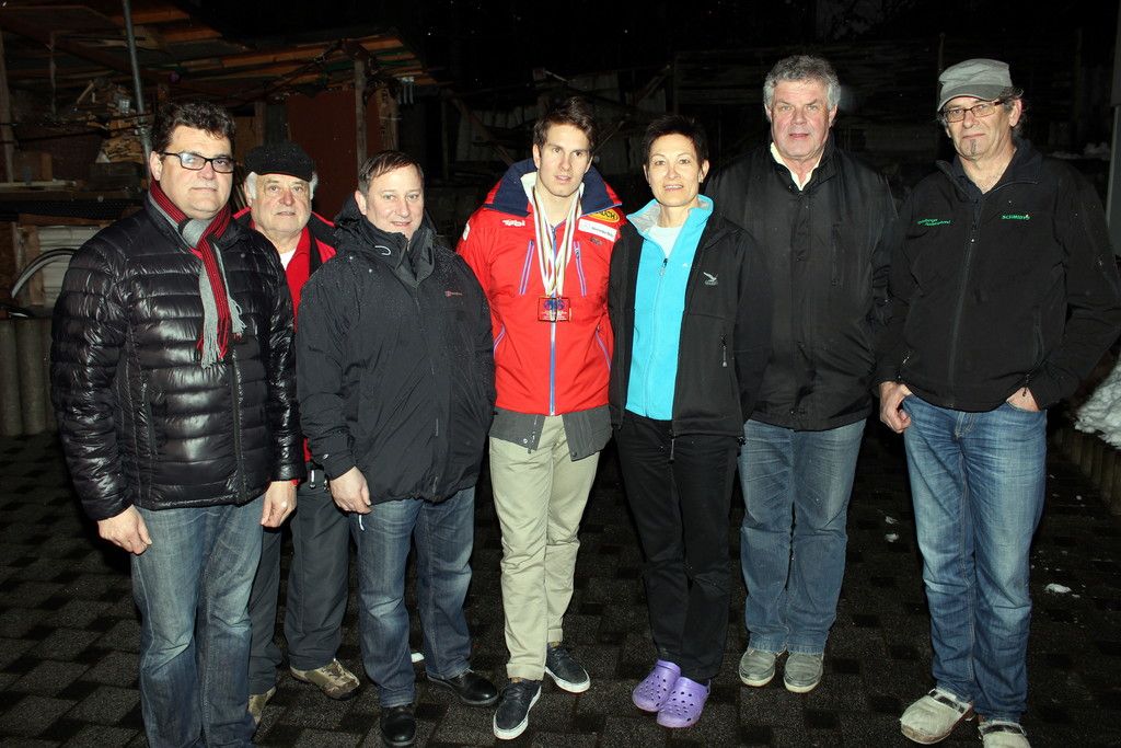 Rodler Thomas Steu kürte sich in Igls zum Junioren-Doppelweltmeister ...