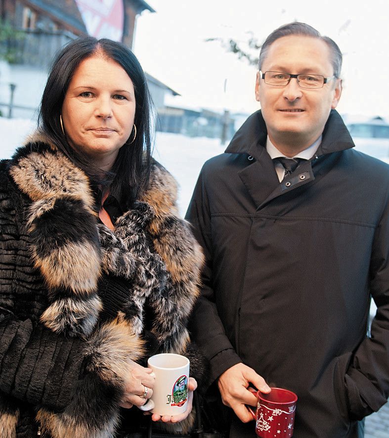 Prominente Gästerunde im festlich geschmückten Saal - Vorarlberger ...