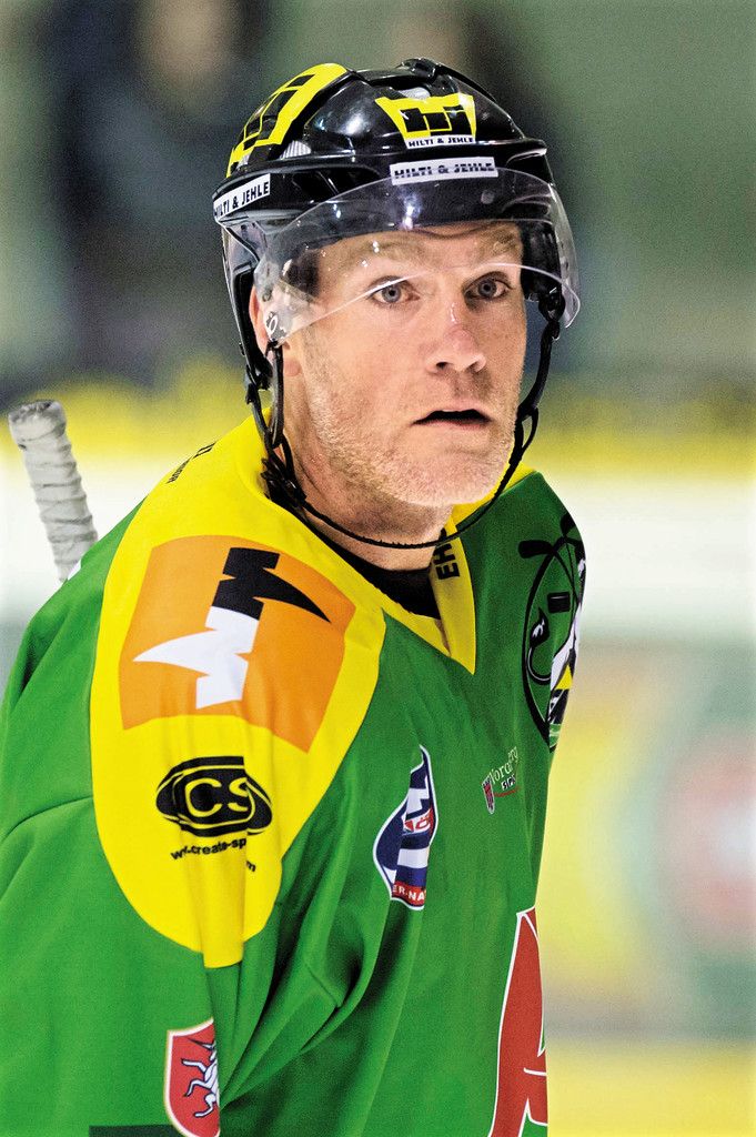 Der EHC marschierte an die Spitze - Vorarlberger Nachrichten | VN.at