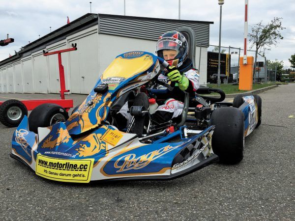 Zwei flinke Kart-Nachwuchsküken - Vorarlberger Nachrichten | VN.at