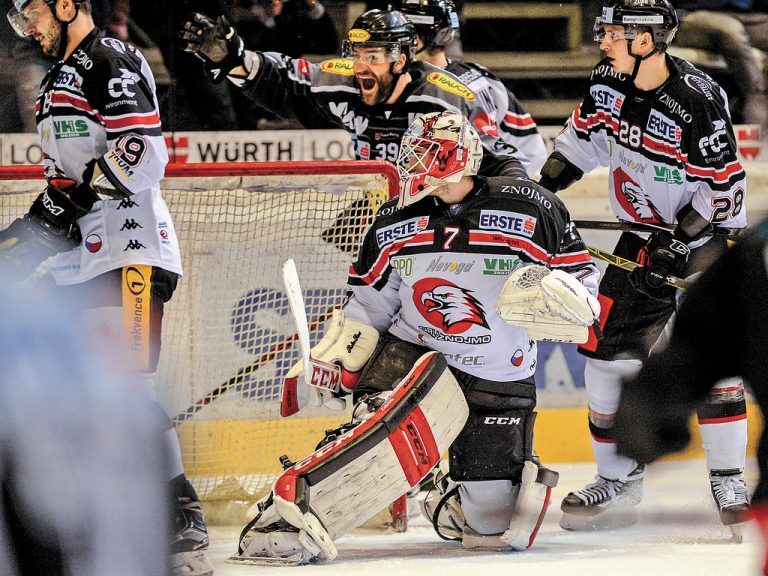 Die Bulldogs bescherten sich mit einem Punkt - Vorarlberger Nachrichten ...
