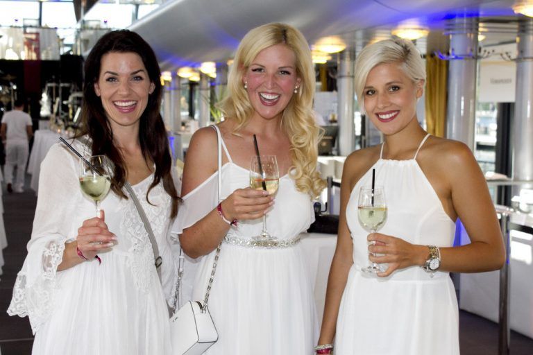 Große Party unter dem Motto „Weiß“ - Vorarlberger Nachrichten | VN.at