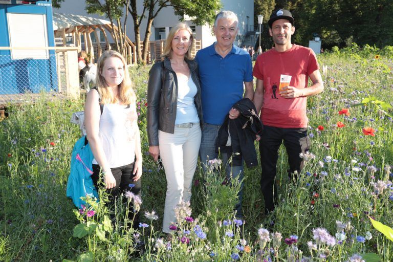 Poolbar-Partner feiern mit Bier-Spezialitäten - Vorarlberger ...