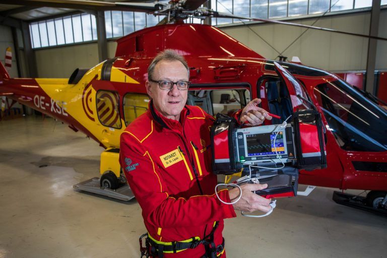 “Robin 1” fliegt mit modernstem Defi - Vorarlberger Nachrichten | VN.at