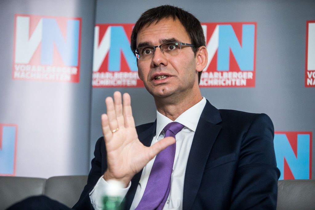 Druck auf Partei erhöht - Vorarlberger Nachrichten | VN.at