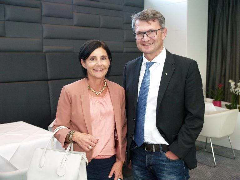 Frisurenshow mit internationalen Stargästen - Vorarlberger Nachrichten ...