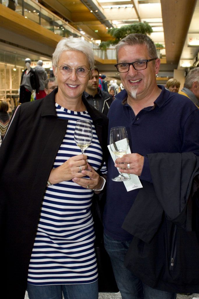 Weintour im Einkaufstempel - Vorarlberger Nachrichten | VN.at