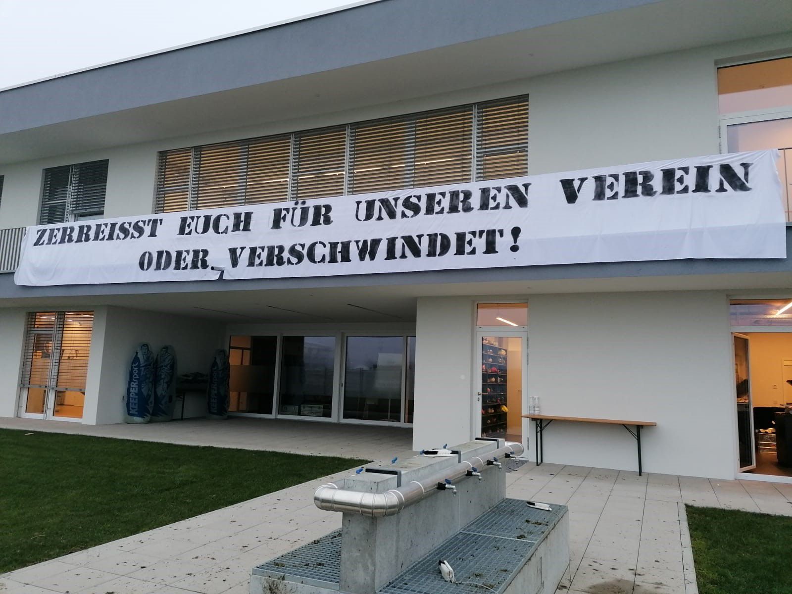 Wie eine Botschaft der Fans dem SCR Altach neue Motivation verleihen ...