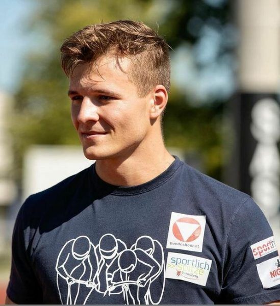 Huber schiebt Zweier-Bob auf Podest - Vorarlberger Nachrichten | VN.at