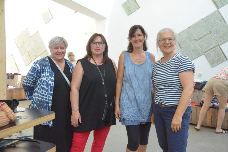 Kleidertausch zum Schutz des Klimas - Vorarlberger Nachrichten | VN.at