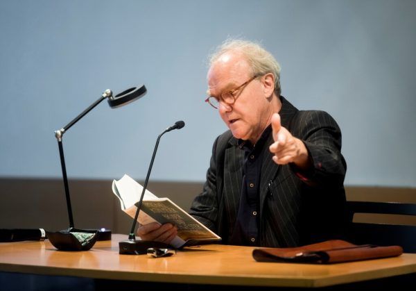 Michael Köhlmeier und Kater „Matou“ - Vorarlberger Nachrichten | VN.at