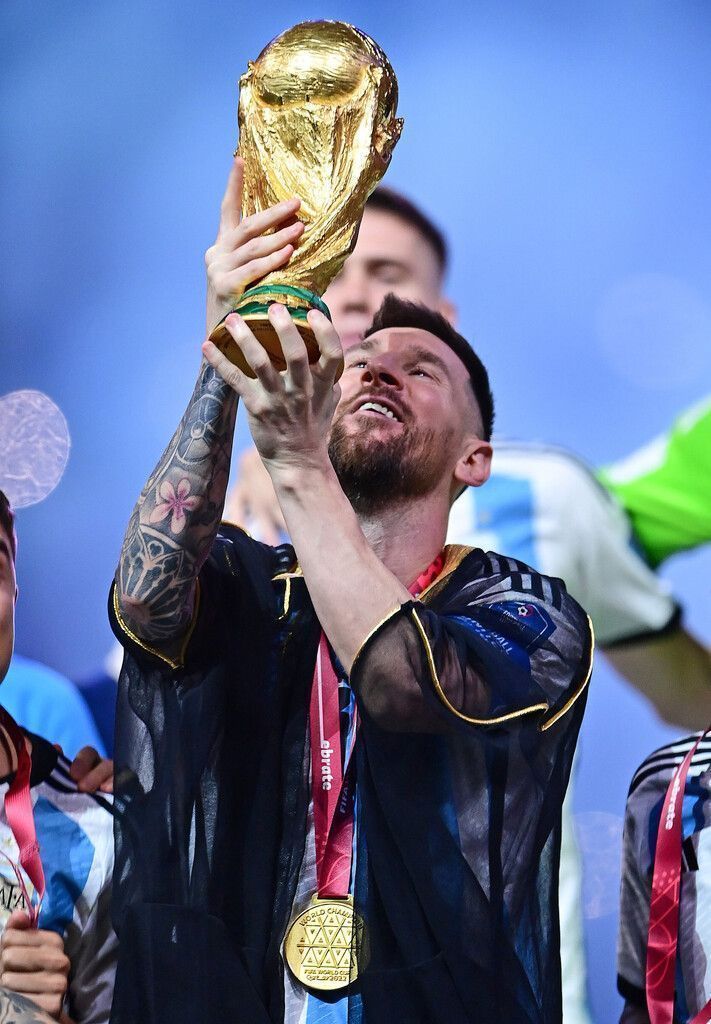 Eine Million Dollar für den Bischt von Lionel Messi - Vorarlberger ...