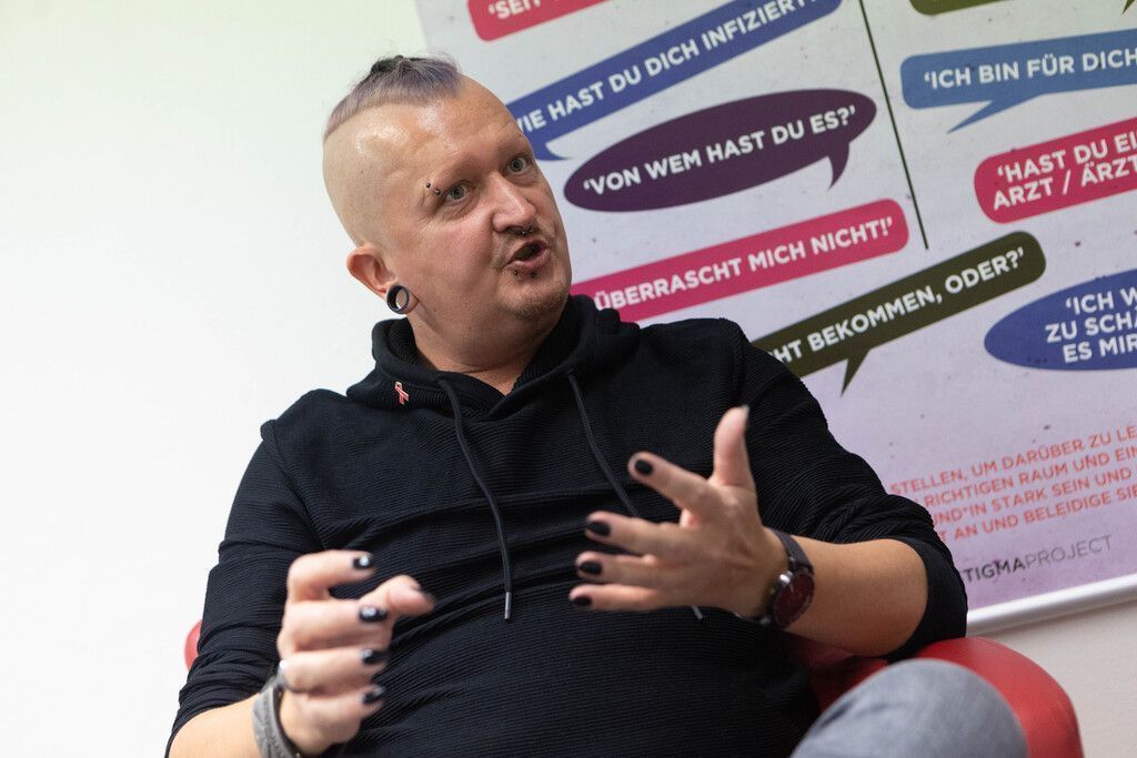 „Ich bin Dirk, nicht das Virus“ - Vorarlberger Nachrichten | VN.at