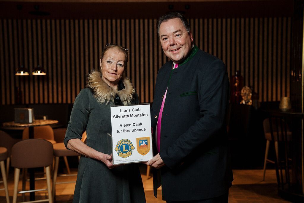Löwengrube-Spendenaktion bringt 5000 Euro für Lions Club Silvretta ...