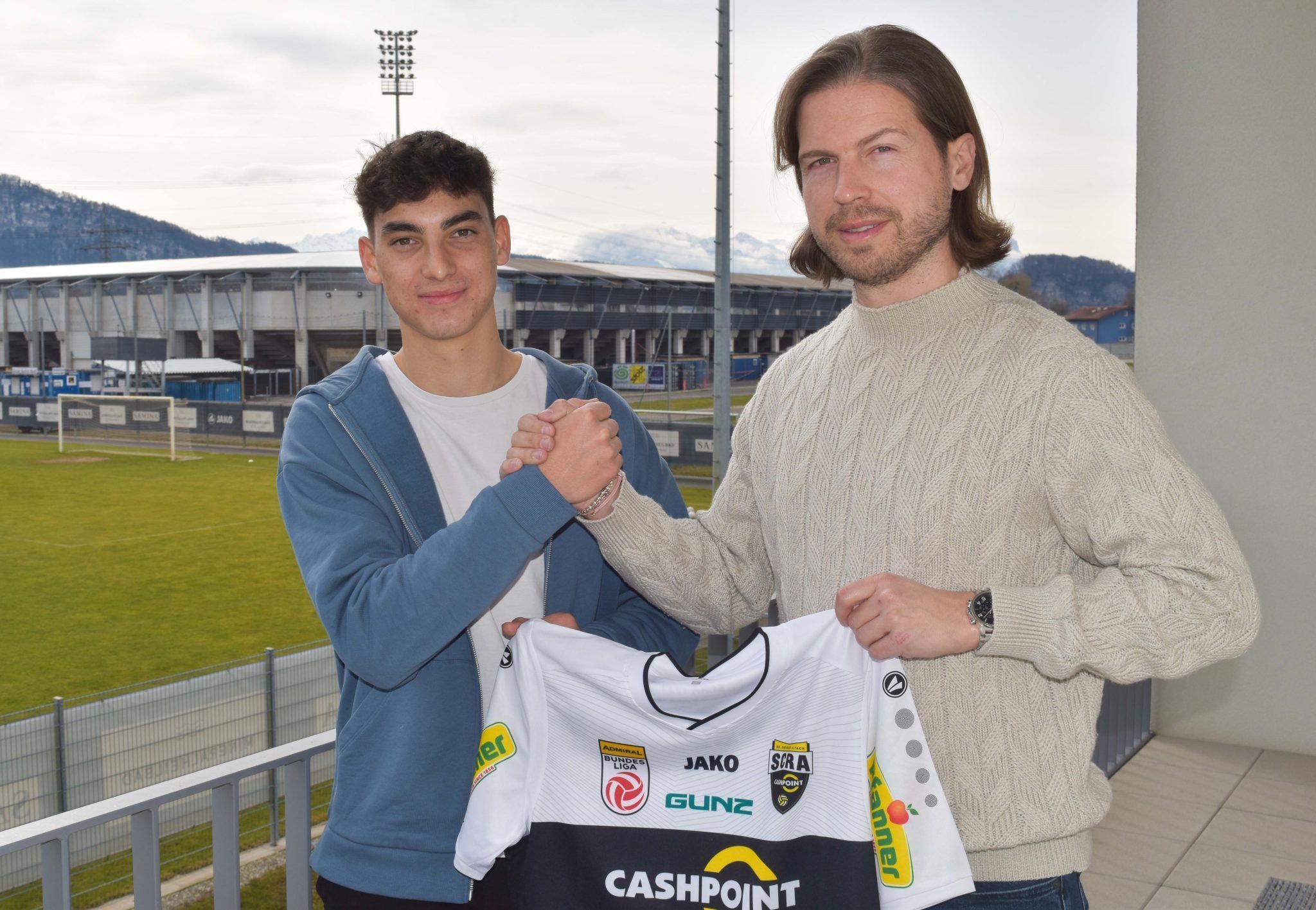 SCR Altach stattet Yabantas mit Profivertrag aus - Vorarlberger ...