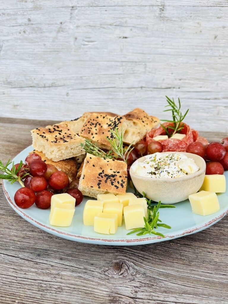 Ein luftiges Fladenbrot für die Sommertage - Vorarlberger Nachrichten ...