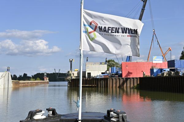Besseres Ergebnis trotz Umsatzrückgangs im Wiener Hafen - Vorarlberger ...