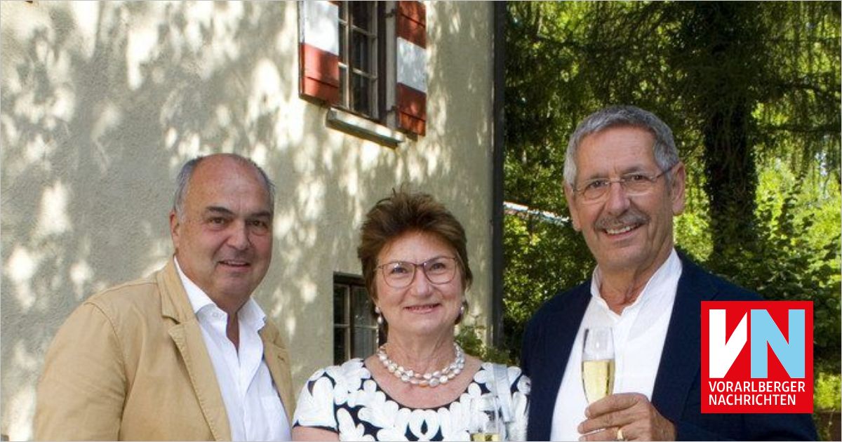 Wiener Seligkeit im Schlossgarten - Vorarlberger Nachrichten | VN.at