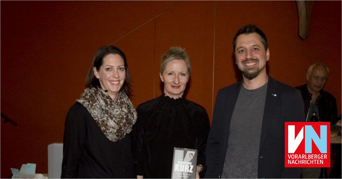 Barbara Tóth sprach in Bücherei Mäder über Sebastian Kurz ...
