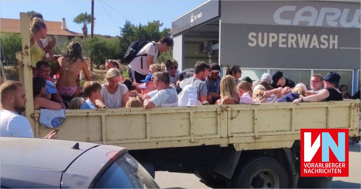 19.000 Menschen vor Waldbrand auf Rhodos evakuiert - Vorarlberger ...